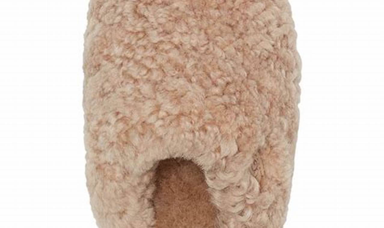 Cozy and Chic: Elevate Your Style with Women's Maxi Curly Slide Slippers